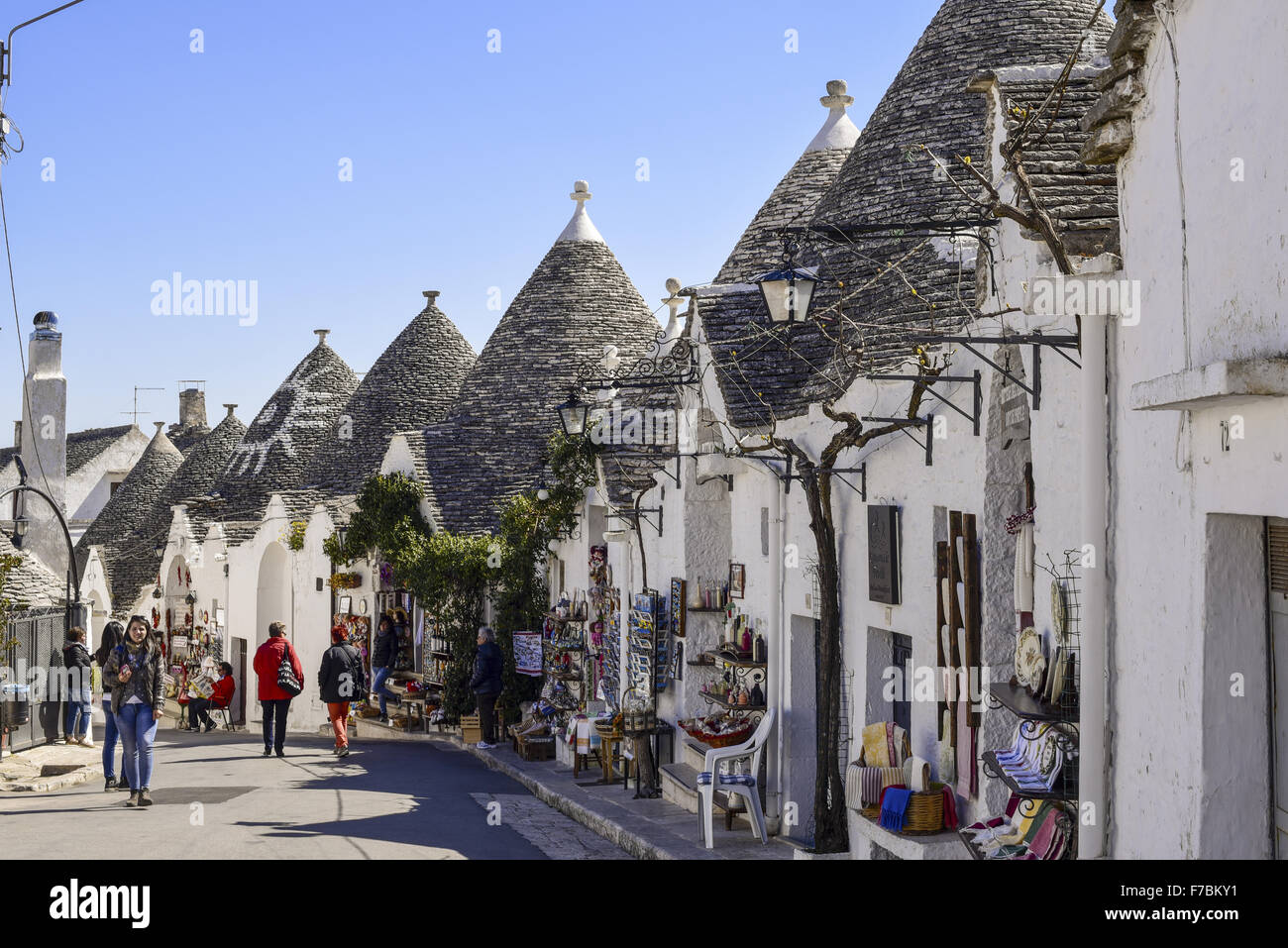 Trullo, Trulli, Alberobello, Apulia, Italy, UNESCO World Heritage Site ...