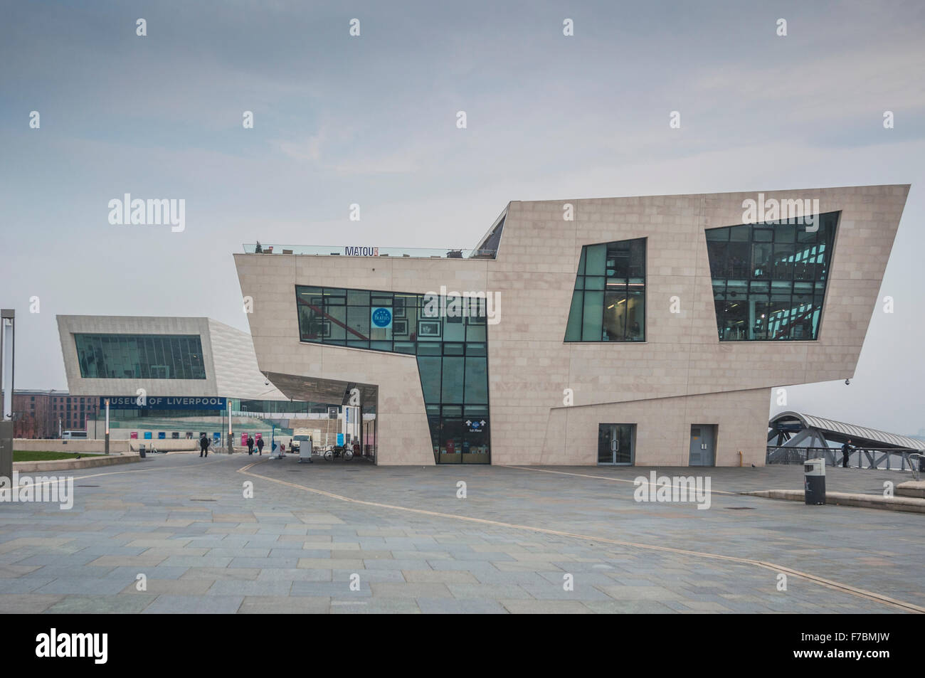 Liverpool's Pier Head ferry terminal, Mann Island, Liverpool, England ...
