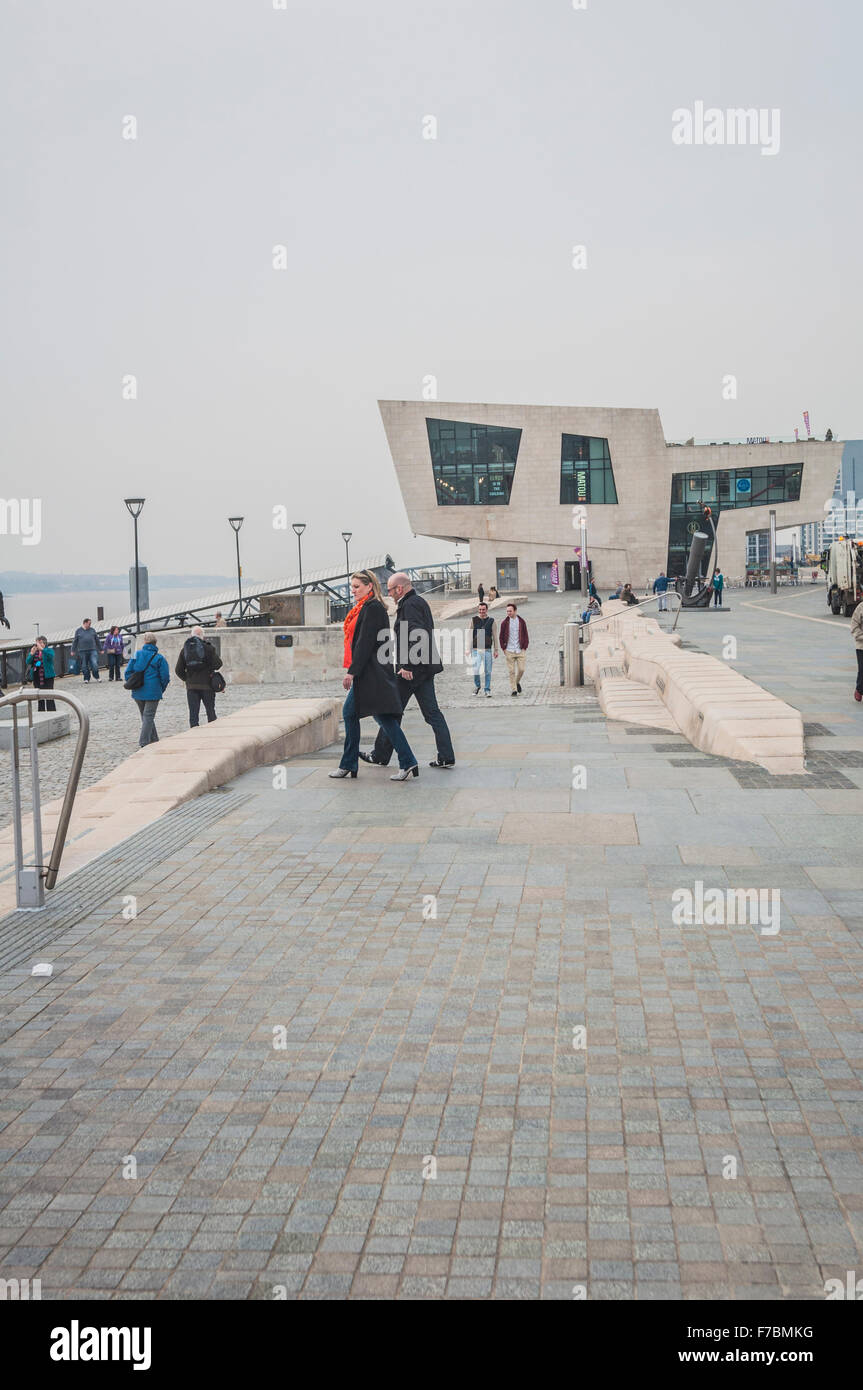 Liverpool's Pier Head ferry terminal, Mann Island, Liverpool, England ...