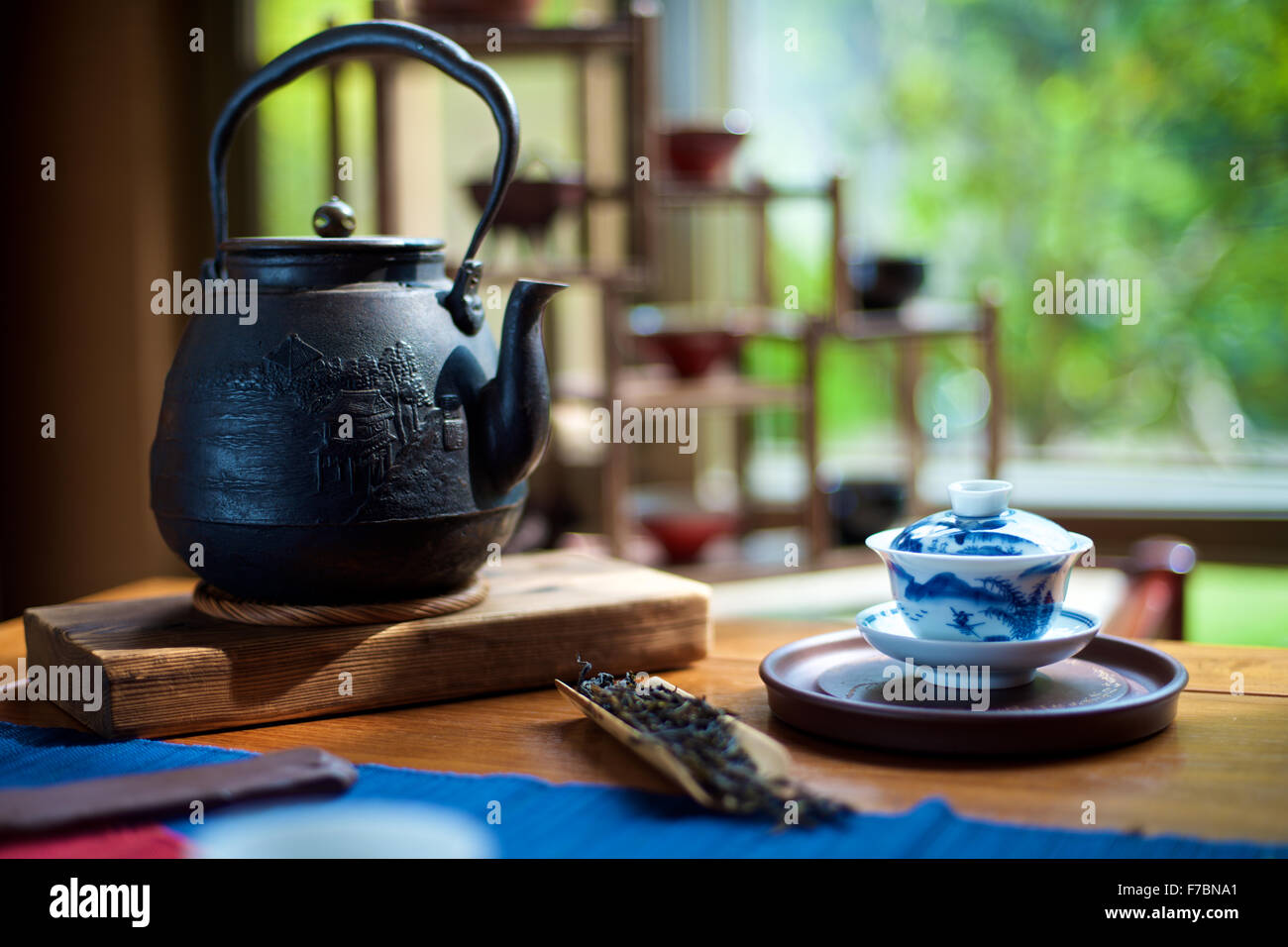 Tea ceremony china hi-res stock photography and images - Alamy