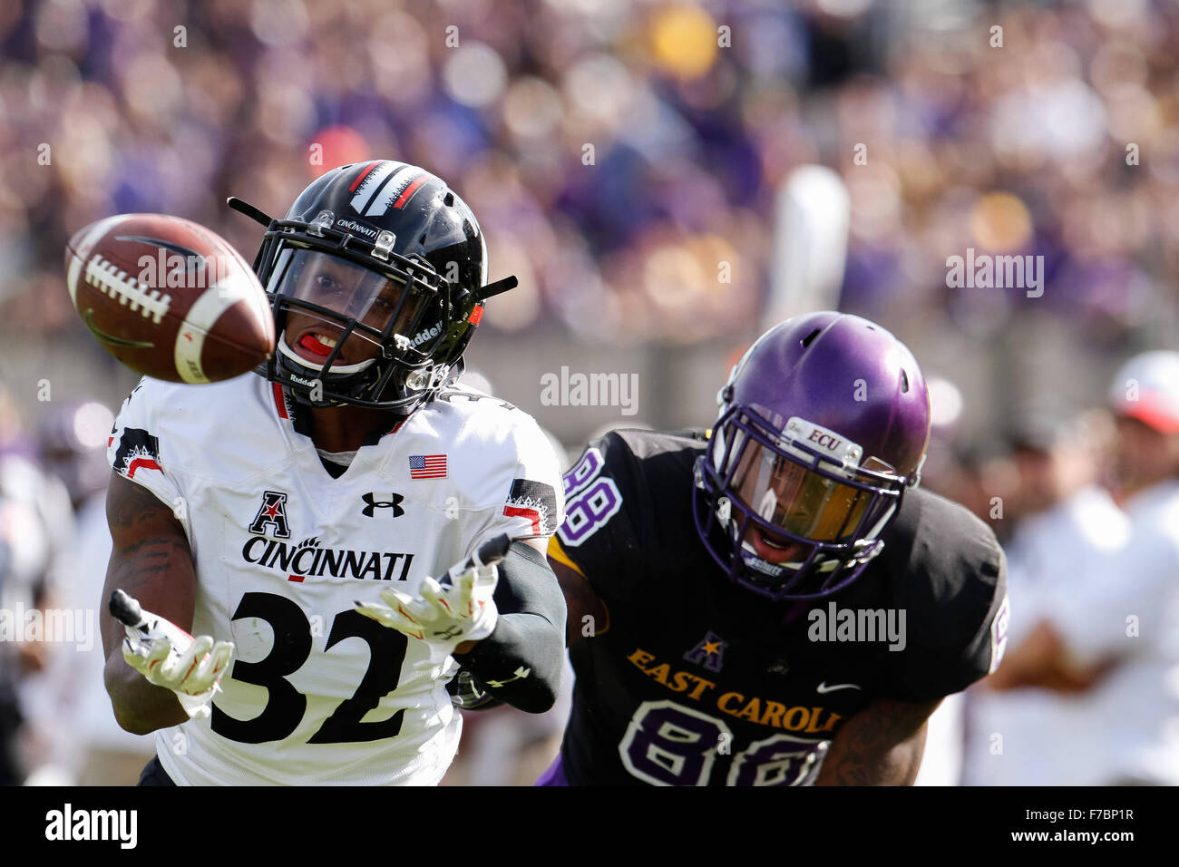 Greenville, NC, USA. 28th Nov, 2015. cornerback Linden Stephens (32) of ...