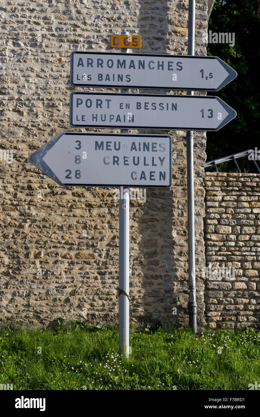 Road Signs In France High Resolution Stock Photography and Images - Alamy