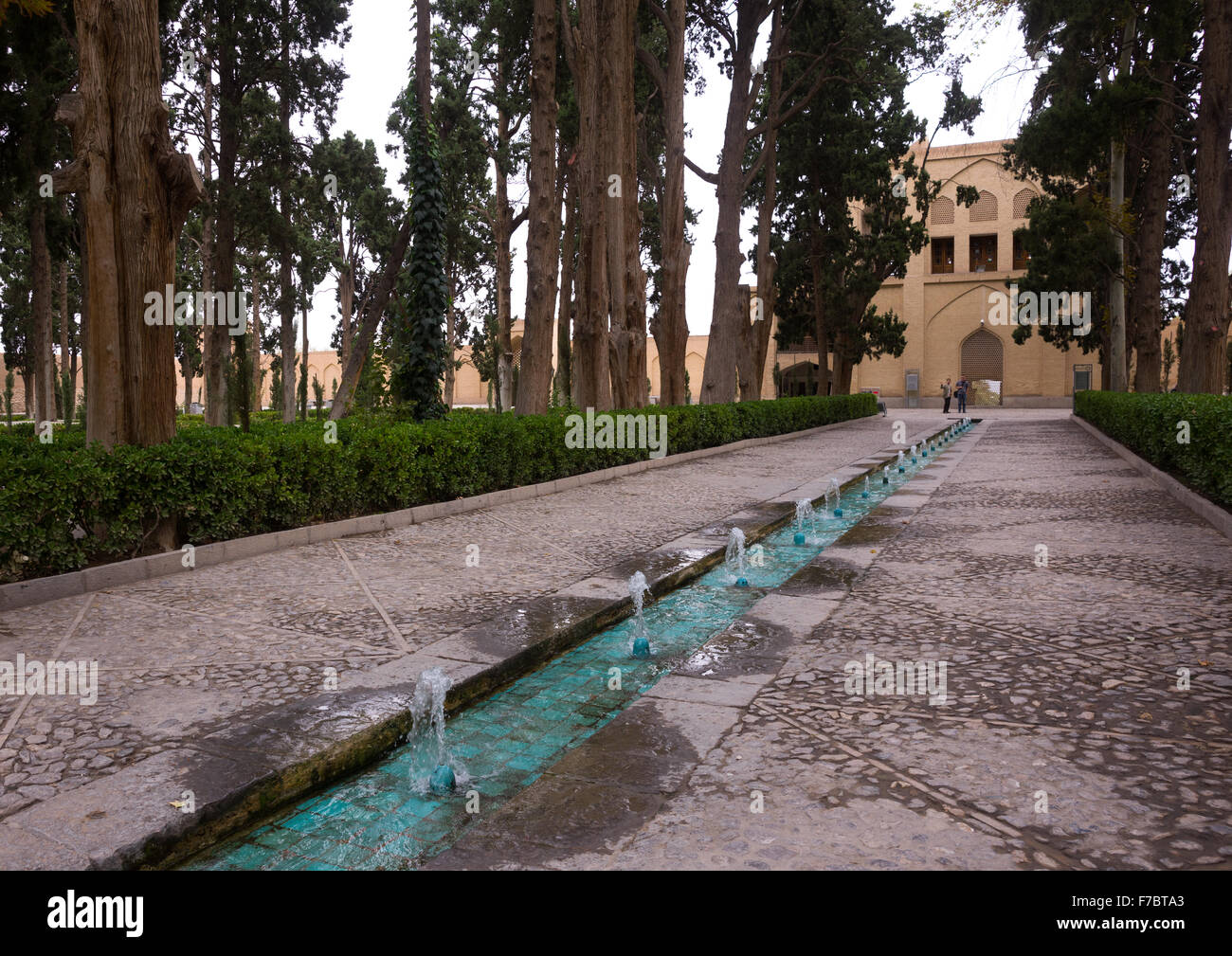 Shotor Galou-e-shah Abbasi In Fin Garden, Isfahan Province, Kashan ...