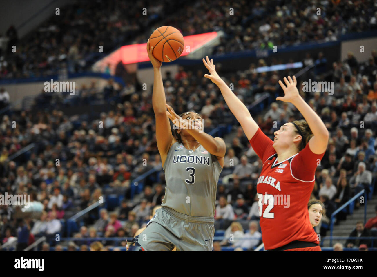 Hartford, CT, USA. 28th Nov, 2015. Morgan Tuck (3) of Uconn in action ...