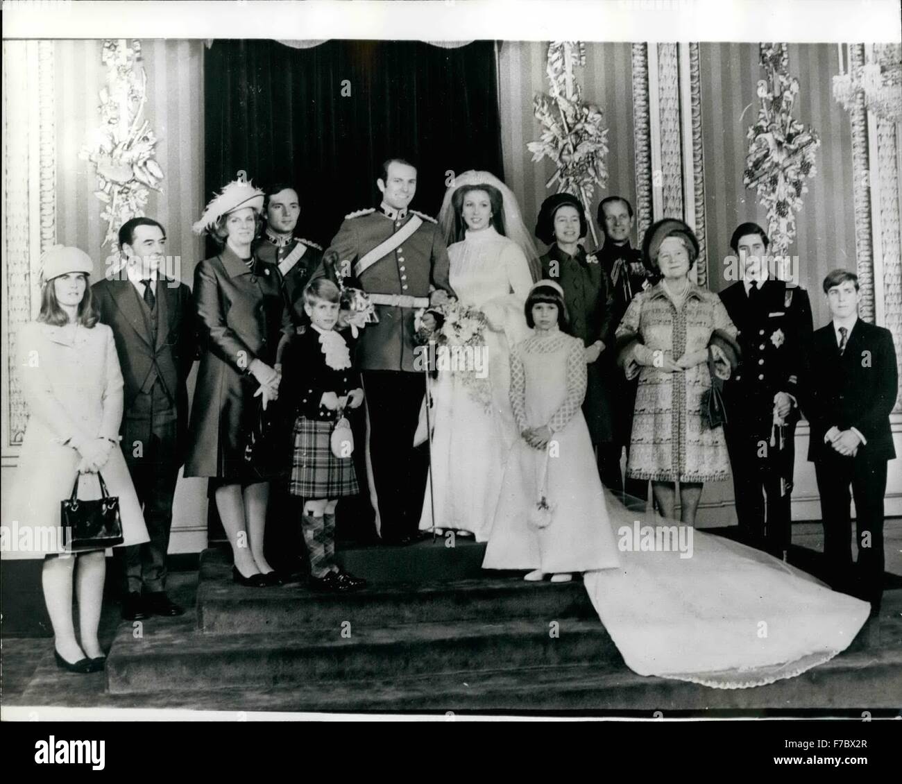 1962 - Wedding of Princess Anne and Captain Mark Phillips Family Groups ...