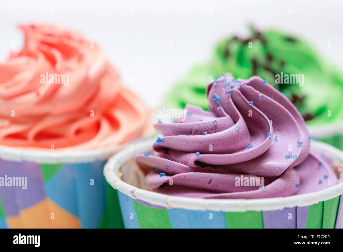 Cups cake hi-res stock photography and images - Alamy