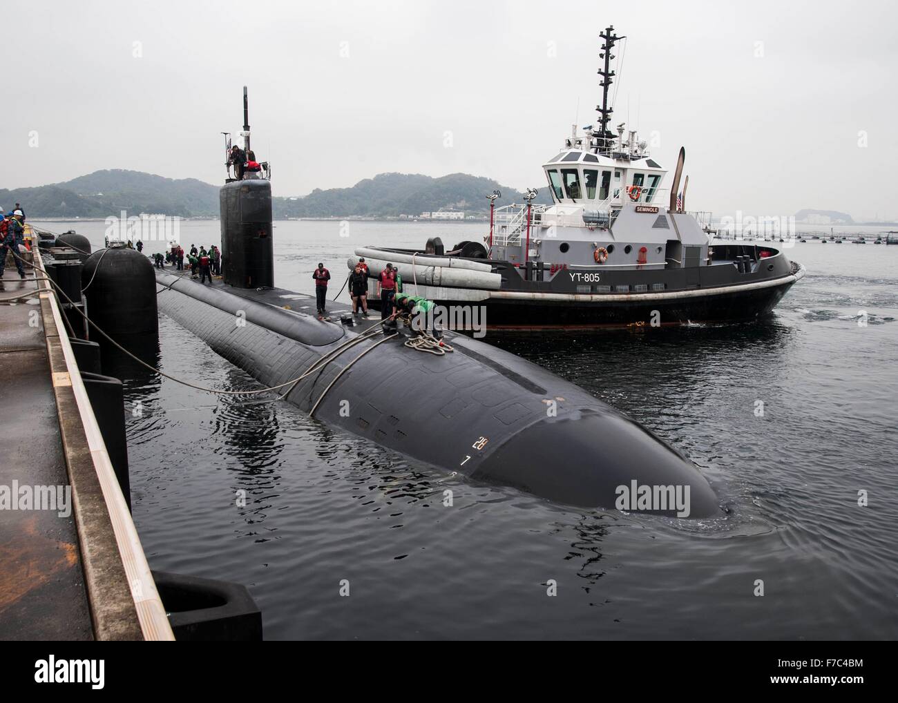 US Navy Los Angeles class fast attack nuclear submarine USS Charlotte ...