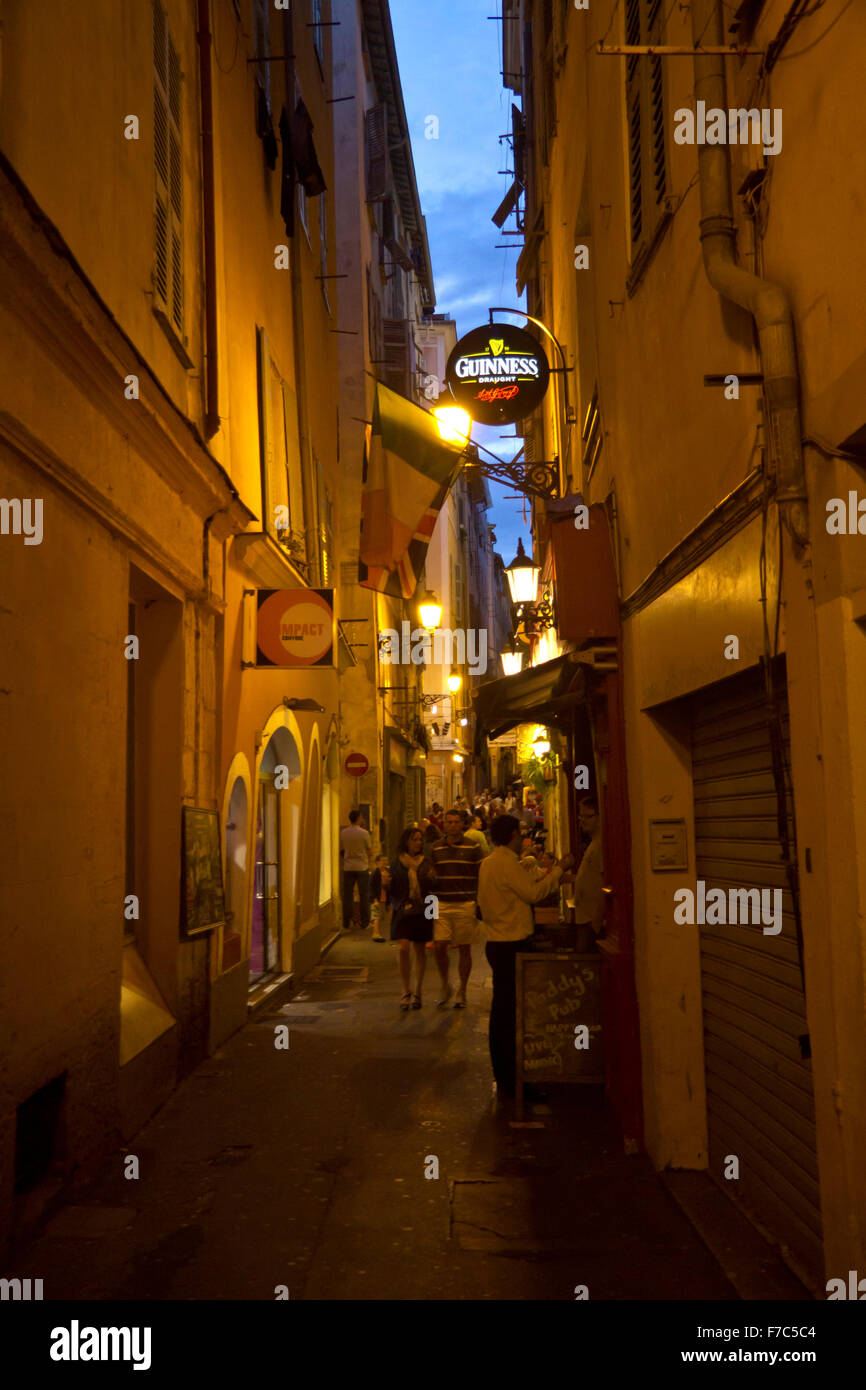 Alleyway nice hi-res stock photography and images - Alamy