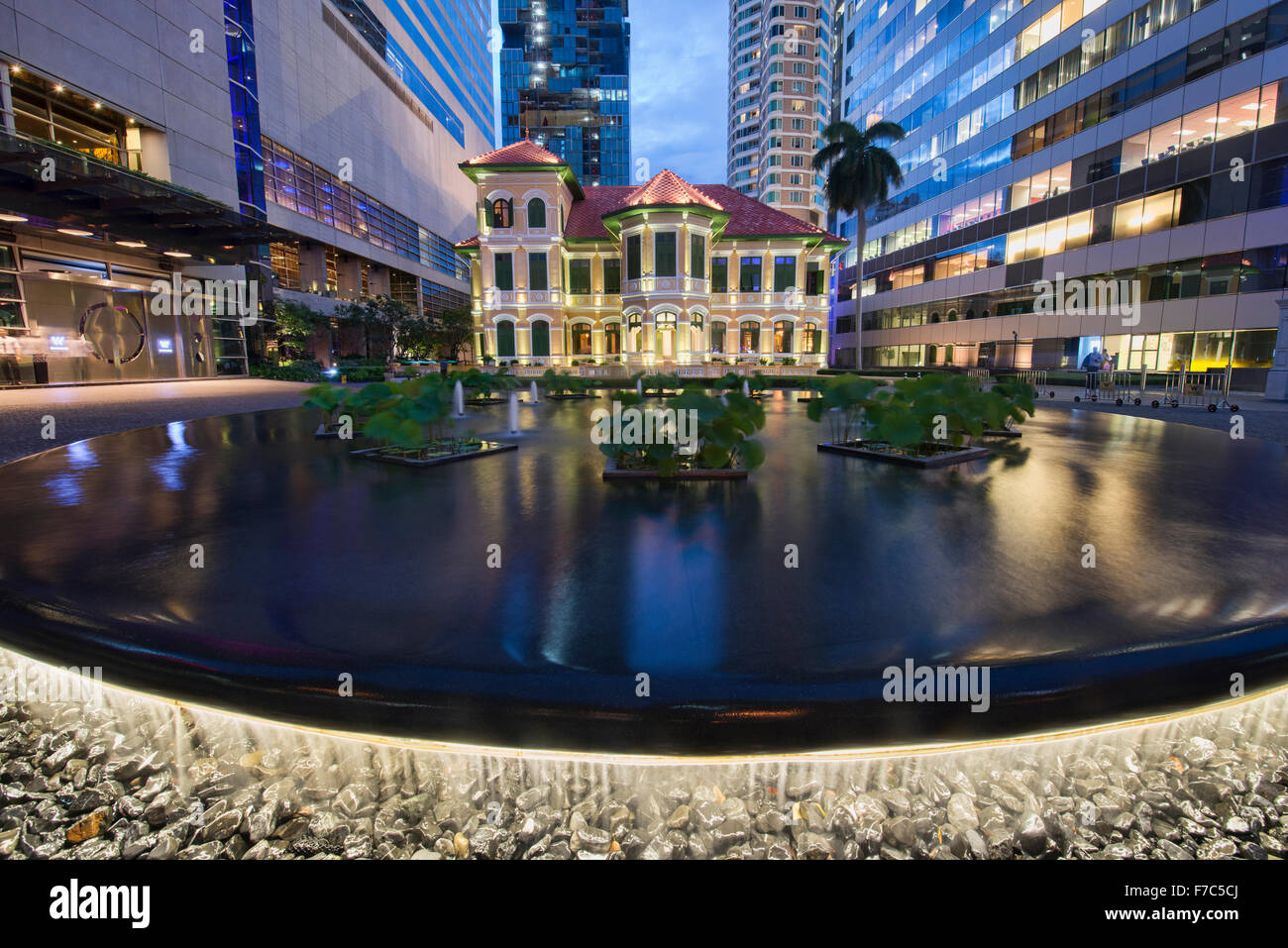 Bangkok colonial architecture hi-res stock photography and images - Alamy