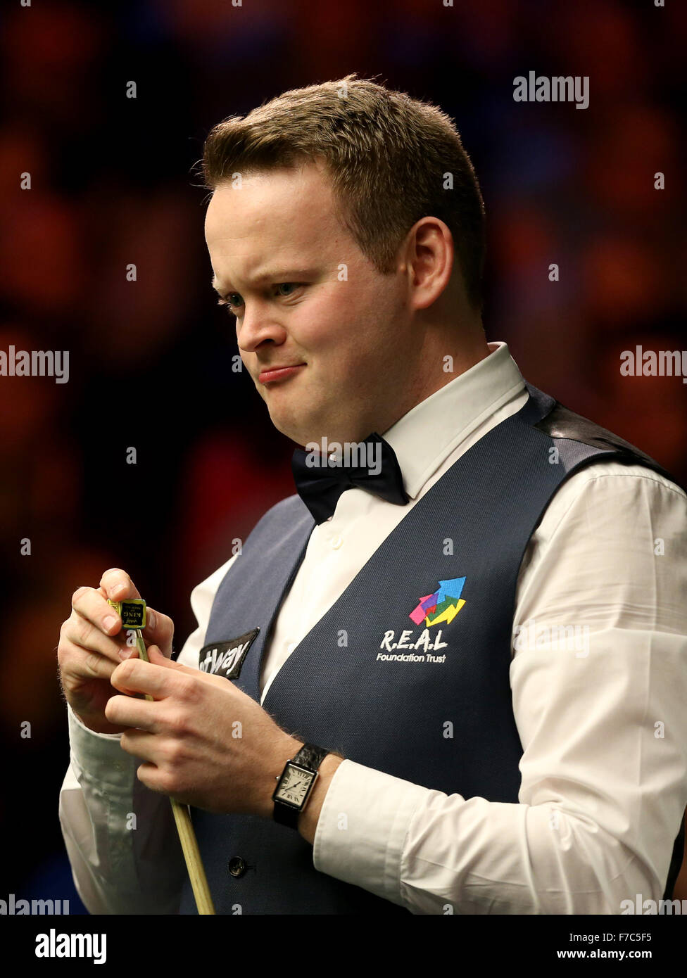 York. 28th Nov, 2015. Shaun Murphy of England reacts during his second ...
