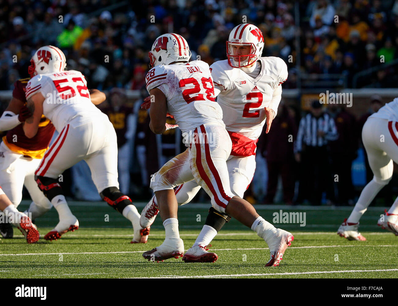 Wisconsin badgers quarterback joel stave 2 hi-res stock photography and ...