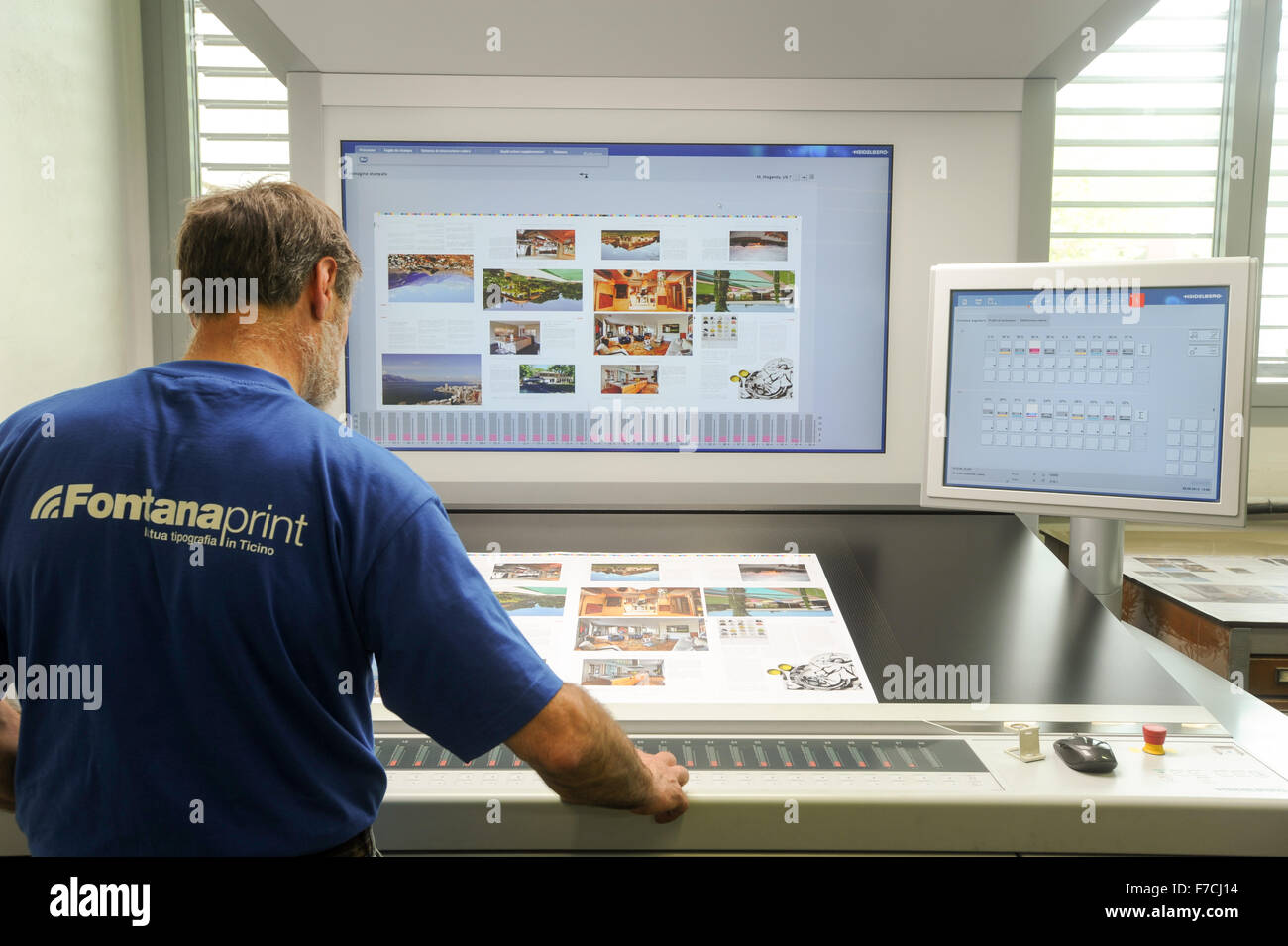 Printer checking print machine hi-res stock photography and images - Alamy