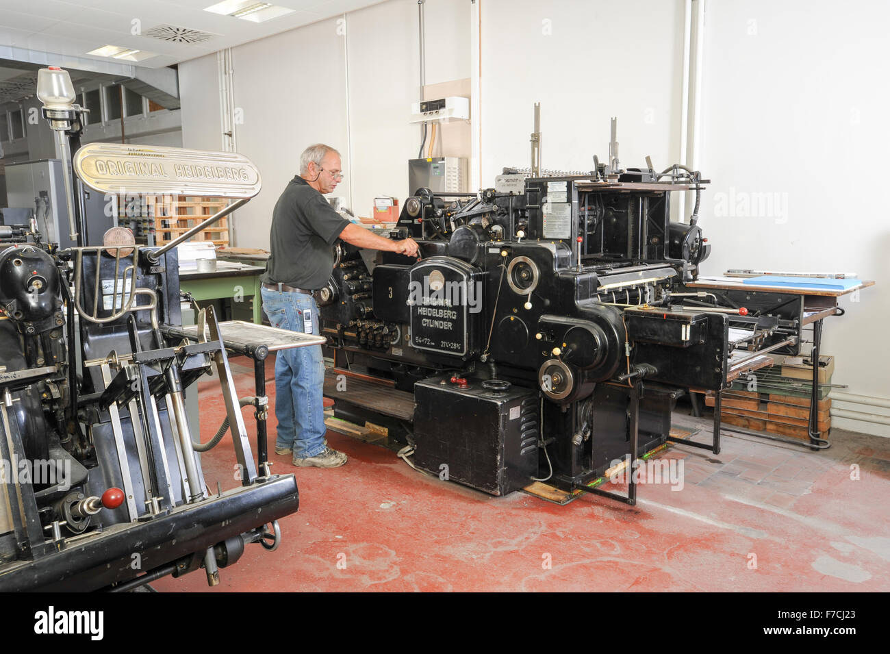 Offset printing machine hi-res stock photography and images - Alamy