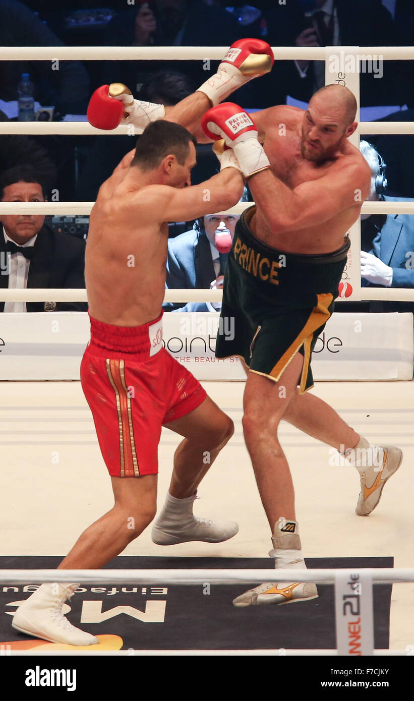 Duesseldorf, Germany. 28th Nov, 2015. Ukrainian heavyweight boxer ...