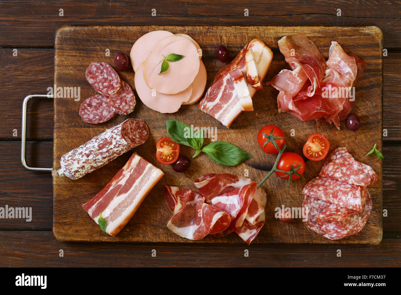 Deli meats hi-res stock photography and images - Alamy