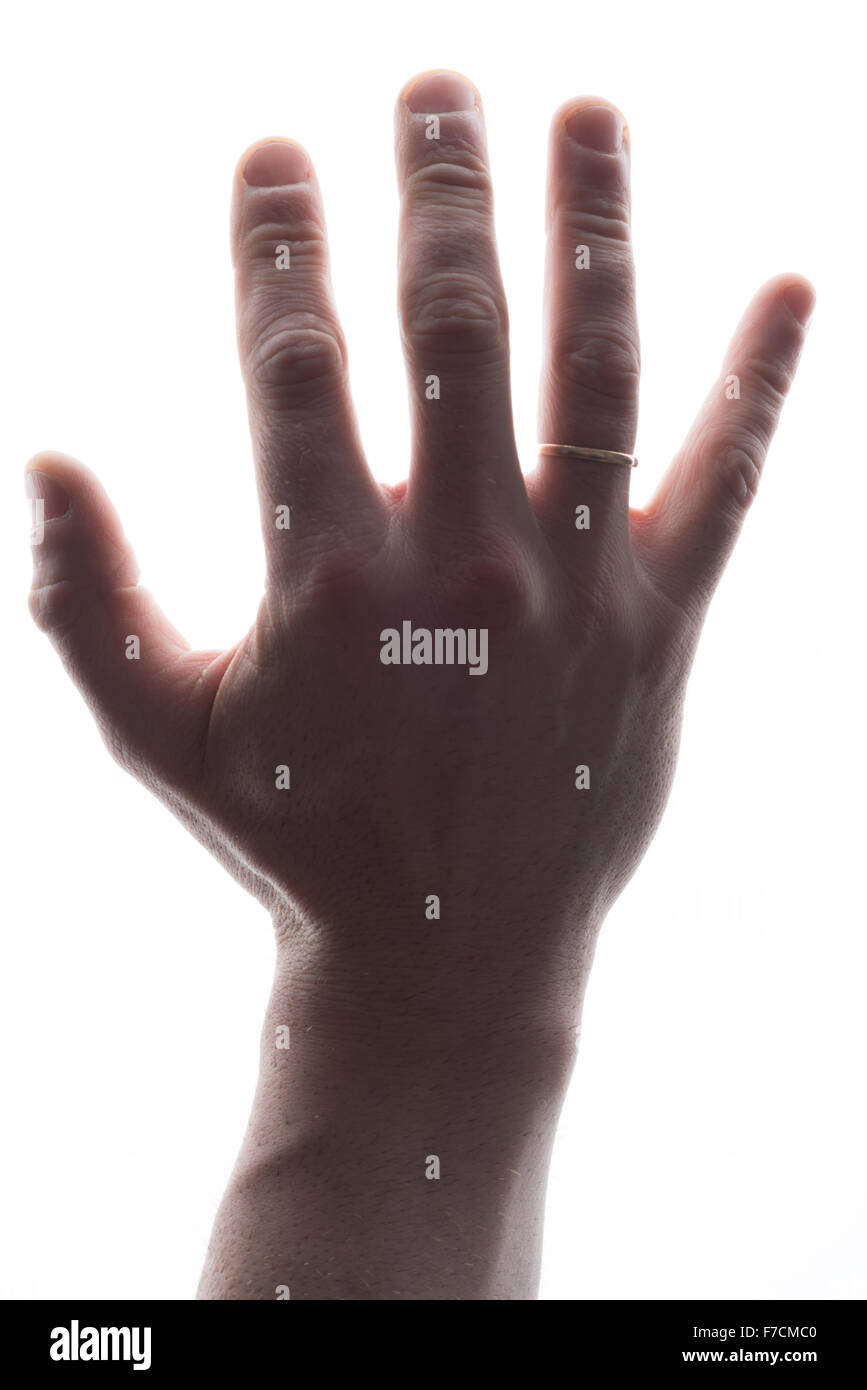 Mans hand showing five count on white Stock Photo - Alamy