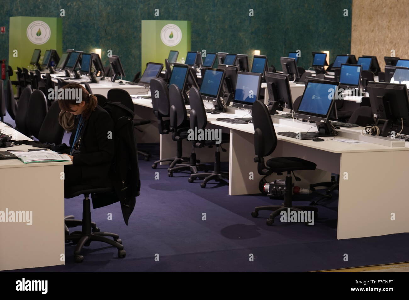 Working people unfccc hi-res stock photography and images - Alamy