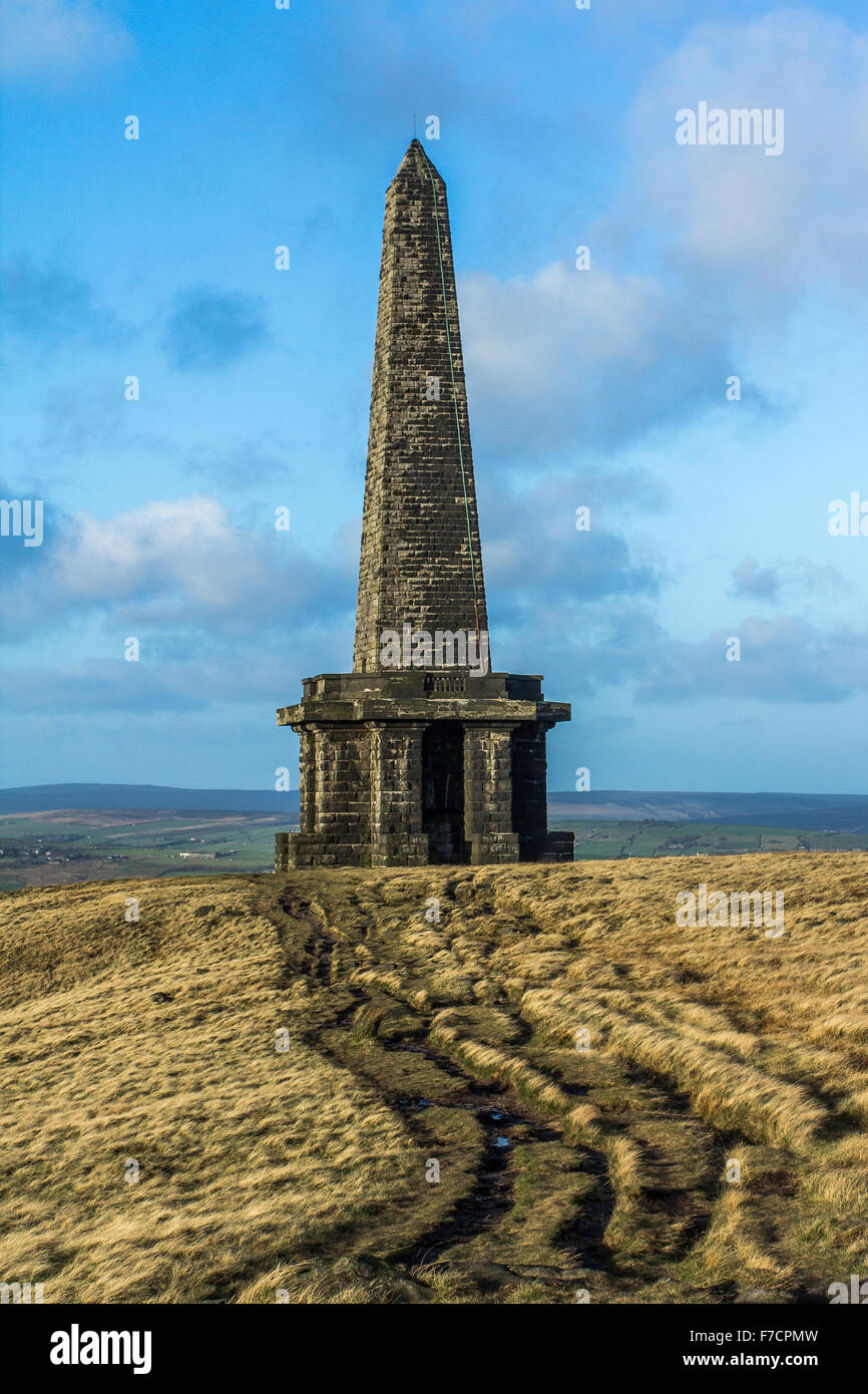 Hebden bridge todmorden canal walk hi-res stock photography and images ...