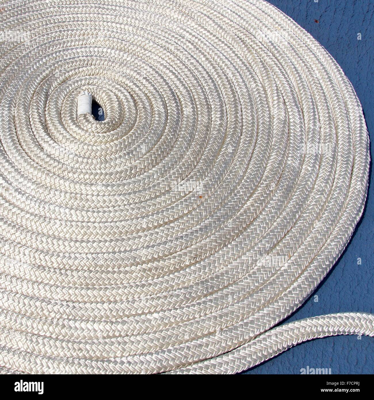 Ship rope black background texture hi-res stock photography and images ...