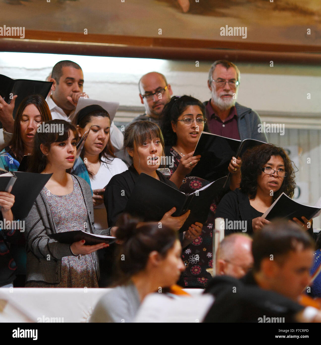 choir rehearsing in a church Stock Photo - Alamy