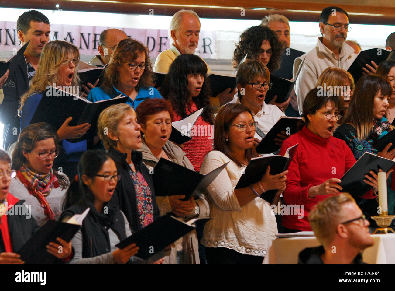 choir rehearsing in a church Stock Photo - Alamy