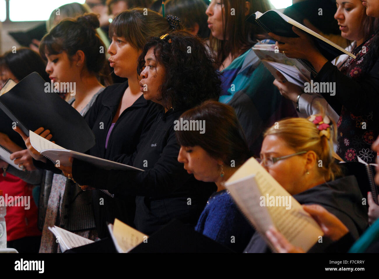 choir rehearsing in a church Stock Photo - Alamy
