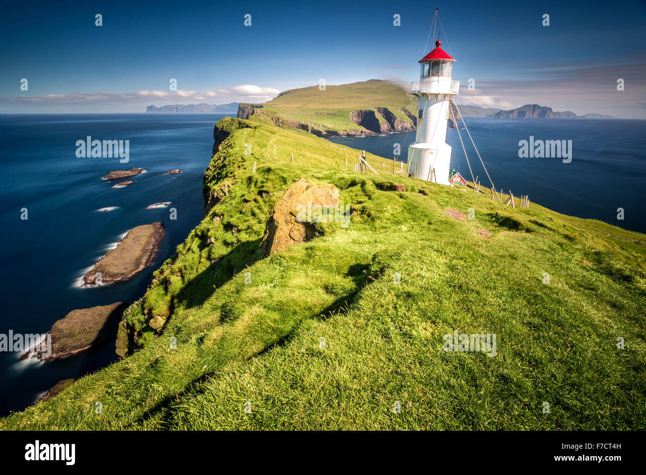 Faroe islands mykines lighthouse hi-res stock photography and images ...