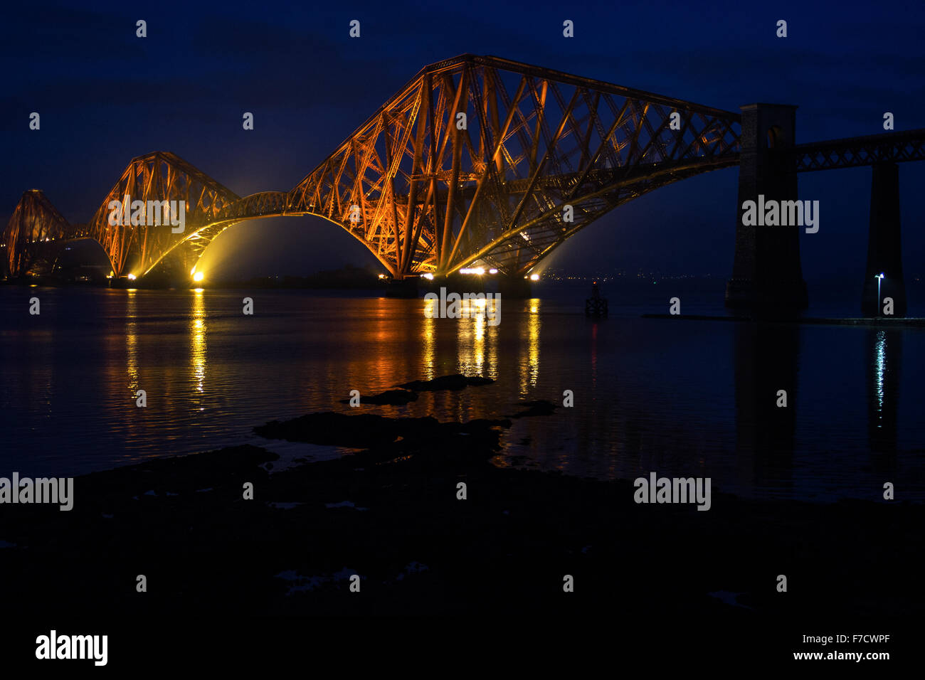 Forth rail bridge at night Stock Photo - Alamy