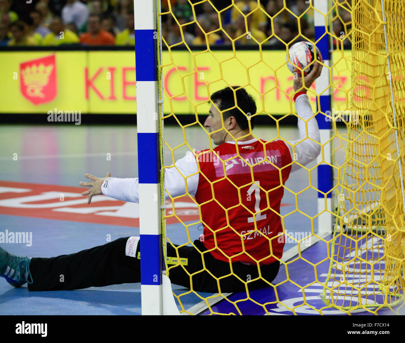 Handball goalkeeper hi-res stock photography and images - Alamy