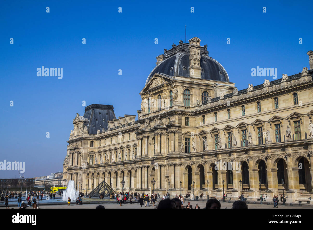The louvre building in Paris Stock Photo - Alamy
