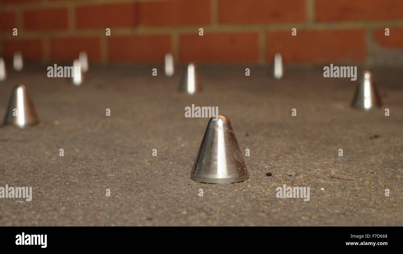 Anti homeless spikes hi-res stock photography and images - Alamy