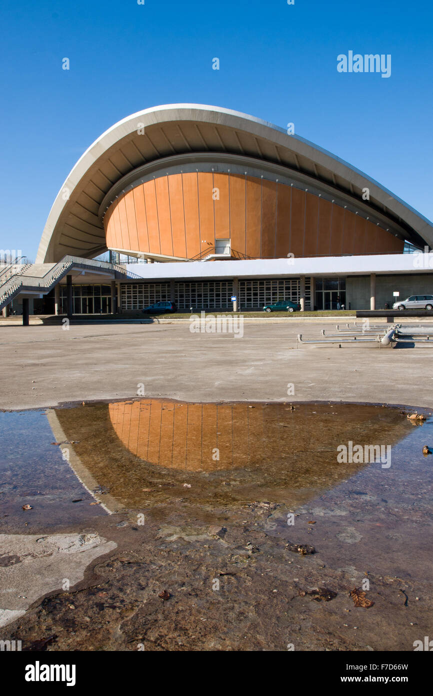 Congress hall in Berlin reflected in a puddle Stock Photo - Alamy