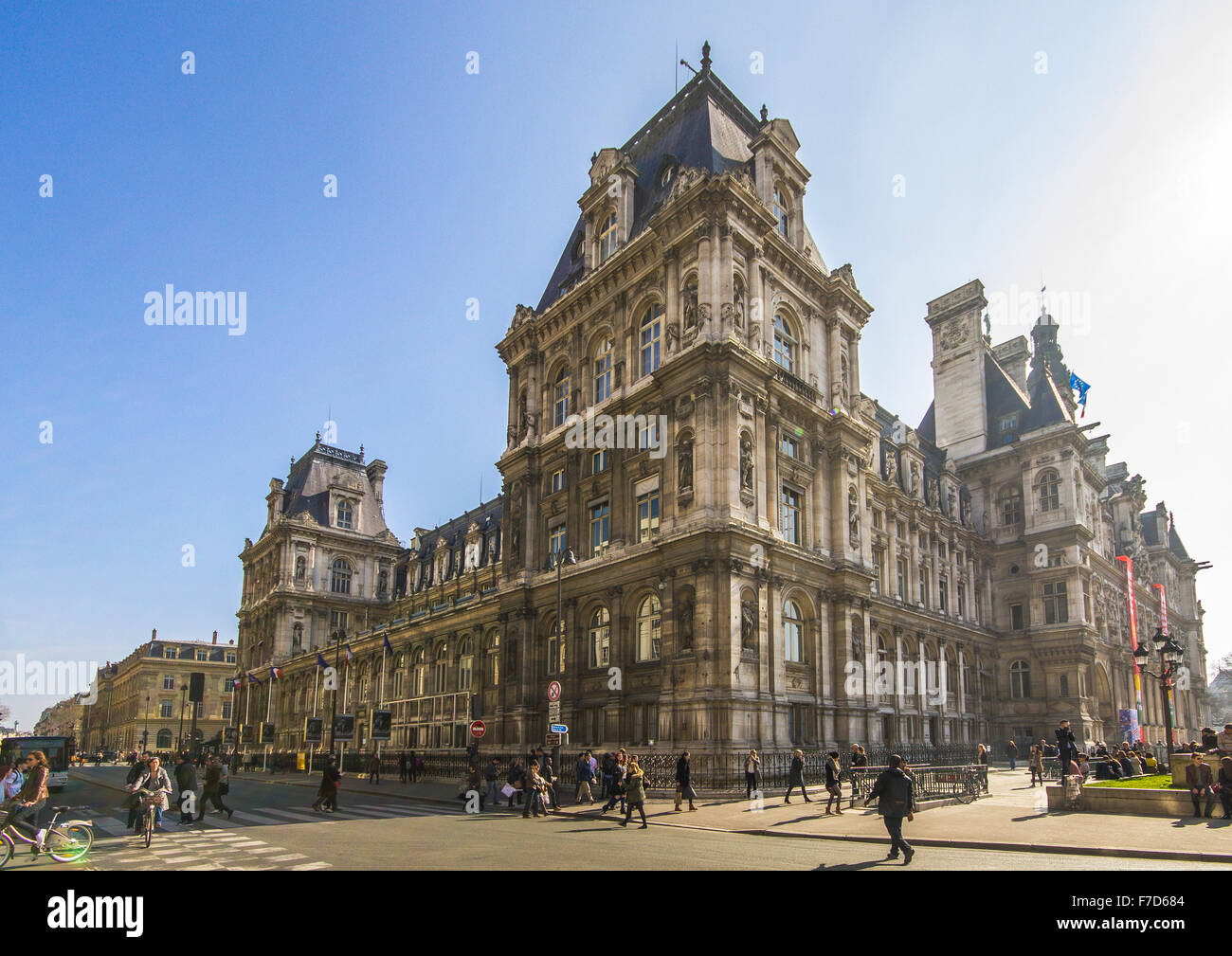 Typical Paris building, center of the city, France Stock Photo - Alamy