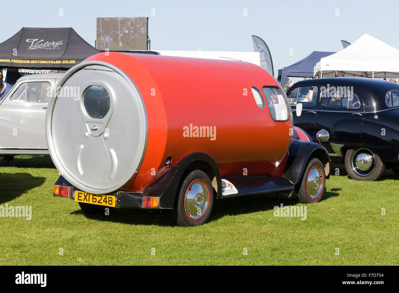 Customized Citroen 2cv specialist Mehari into a Tin Can Stock Photo - Alamy