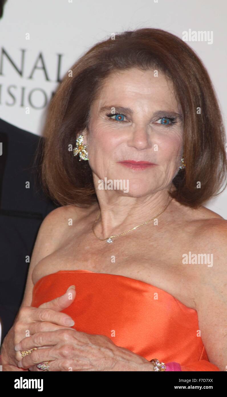 Nov. 23, 2015 - New York, New York, U.S. - TOVAH FELDSHUH ATTEND THE ...