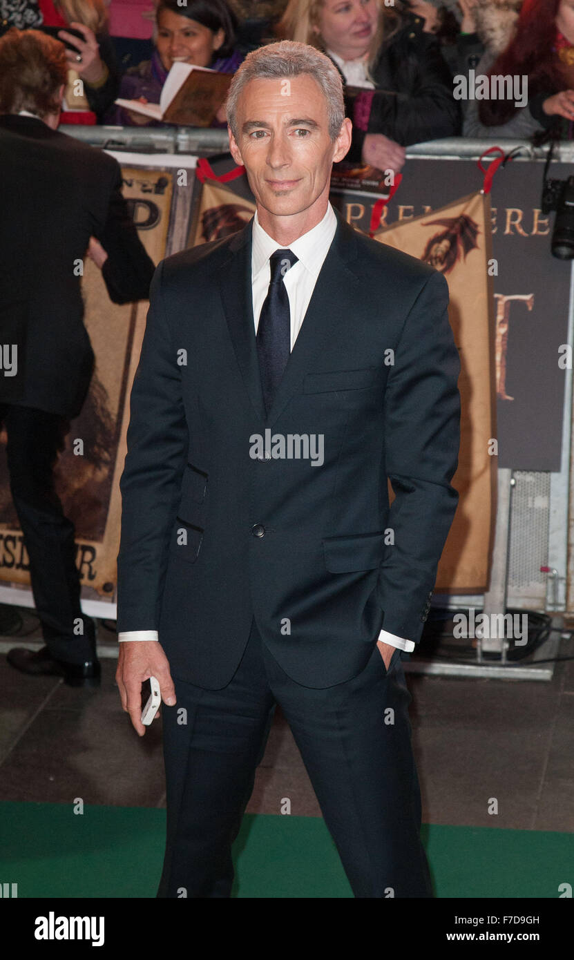 Jed Brophy arriving at the Hobbit premiere Stock Photo - Alamy