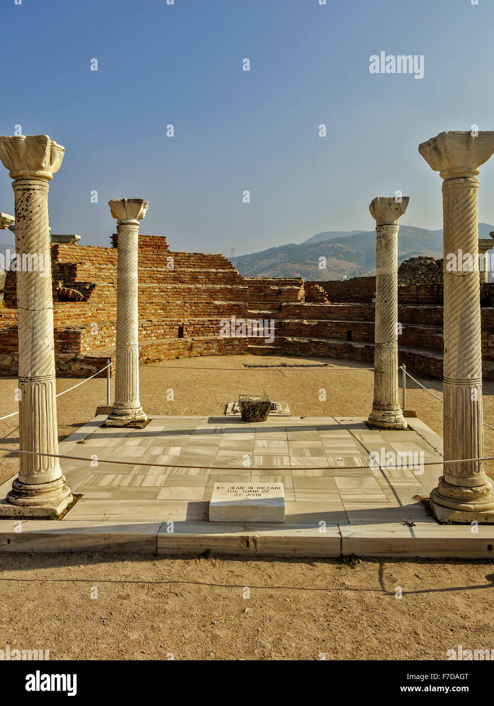 Tomb st john basilica hi-res stock photography and images - Alamy