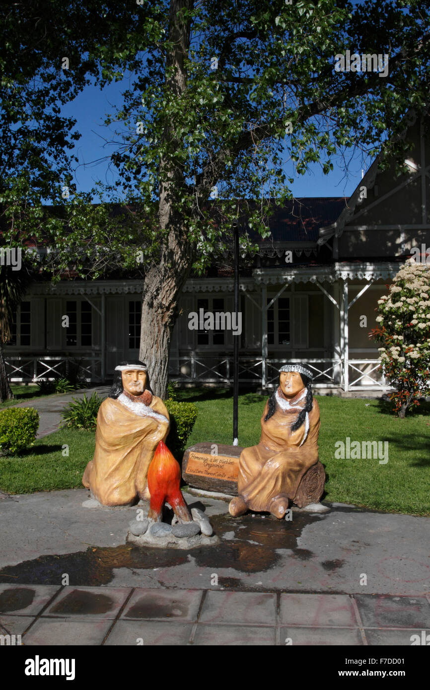 sculpture showing the native indigenous Indians of Argentina, Trelew ...