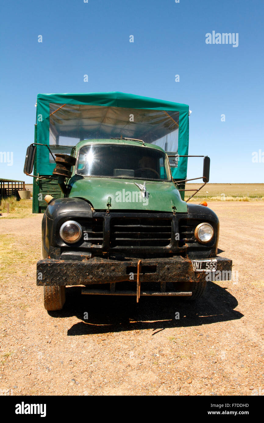 Veteran truck old lorry hi-res stock photography and images - Alamy