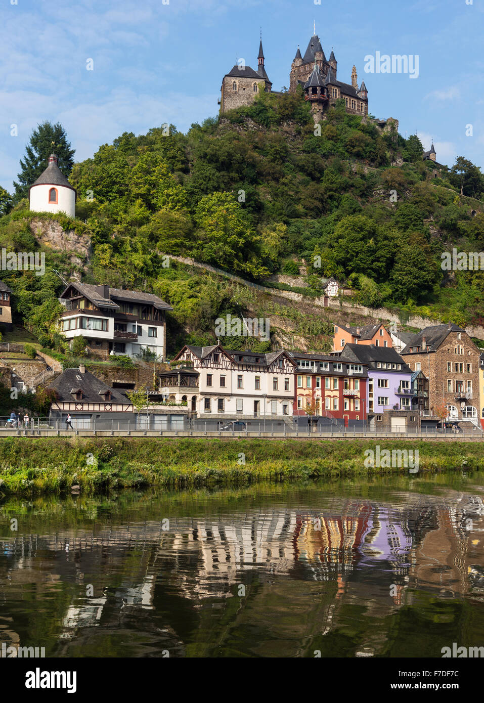 Cochem town and the the Cochem Reichsburg (Imperial castle), Rhineland ...