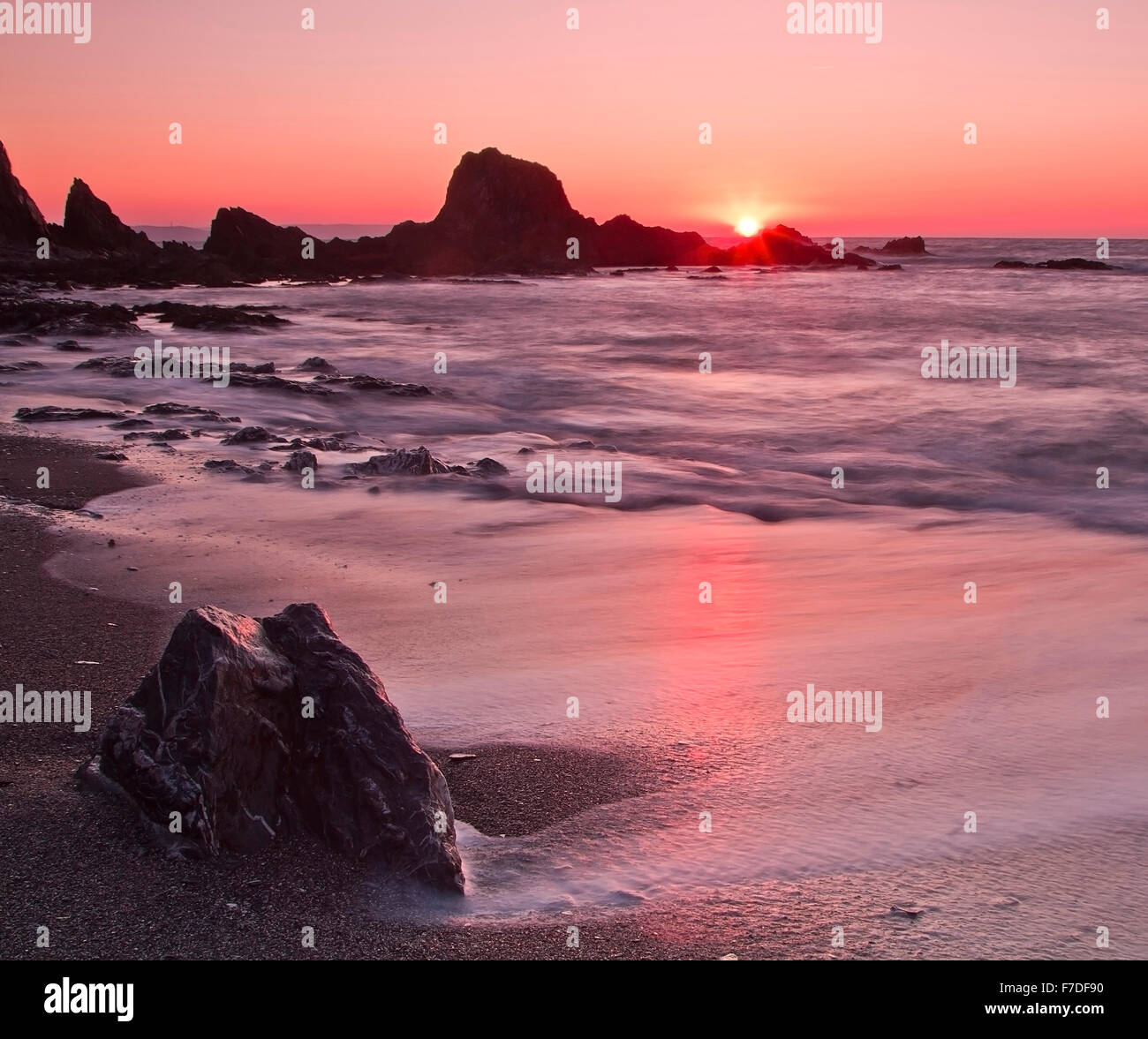 cornish cove sunrise Stock Photo - Alamy