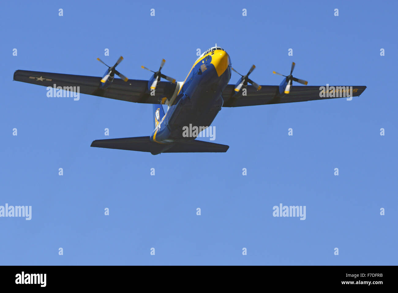Fat airplane hi-res stock photography and images - Alamy