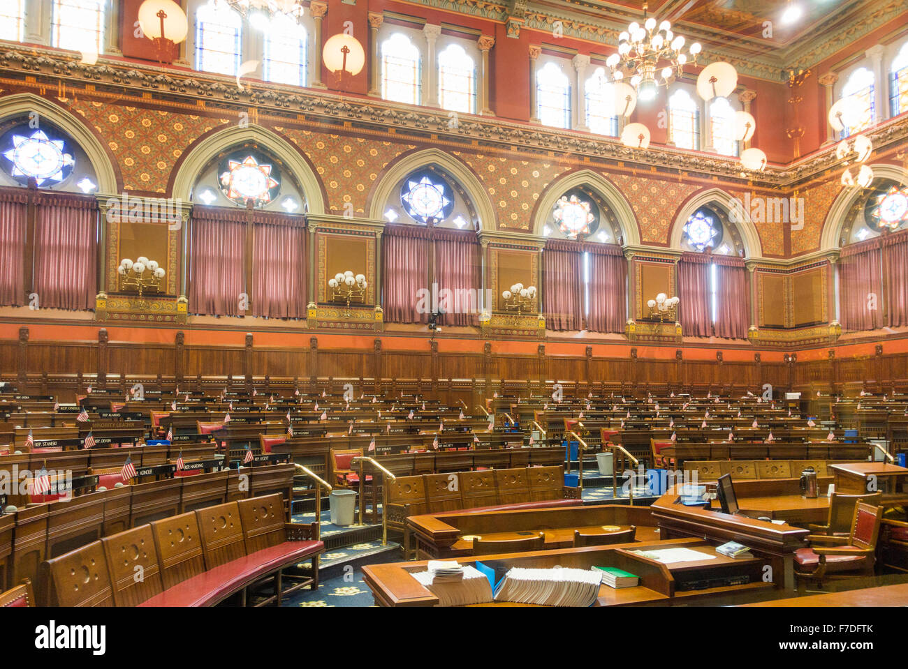Connecticut desks hi-res stock photography and images - Alamy