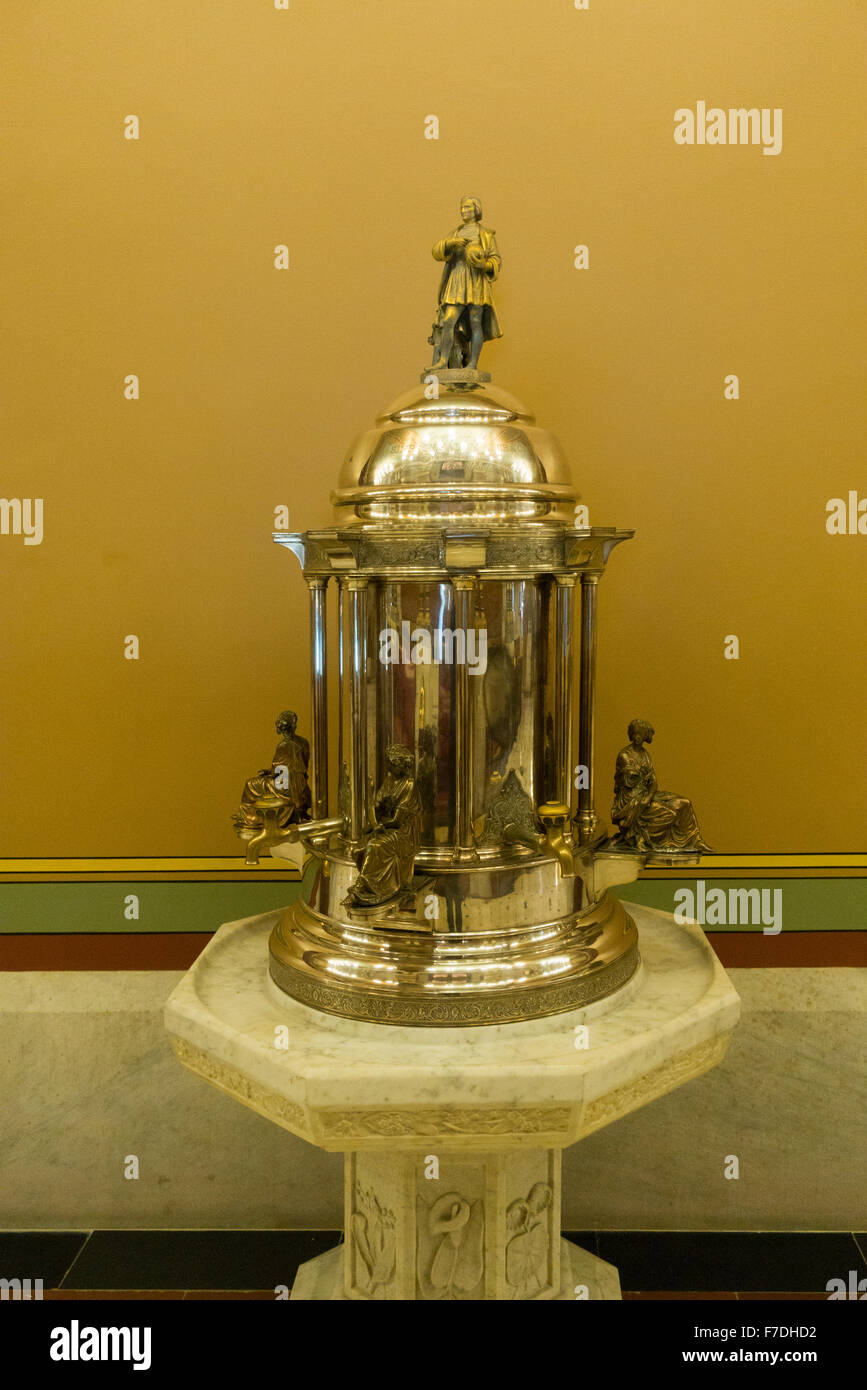 Connecticut capitol interior hi-res stock photography and images - Alamy