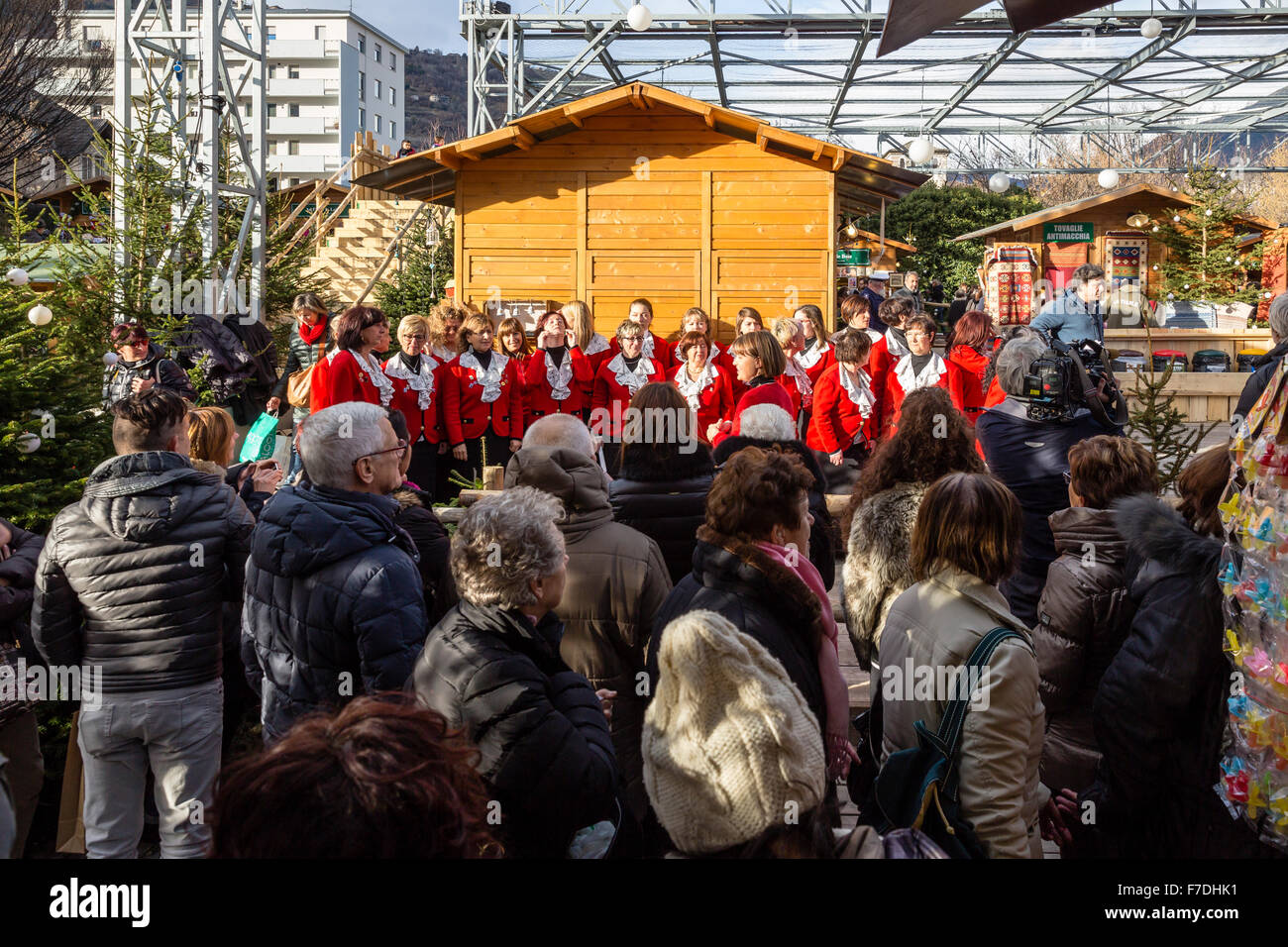 Chante noel hi-res stock photography and images - Alamy