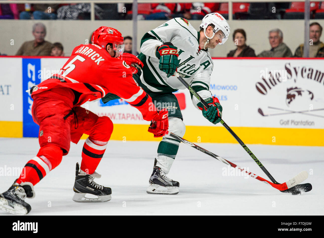 Brett sutter hi-res stock photography and images - Alamy