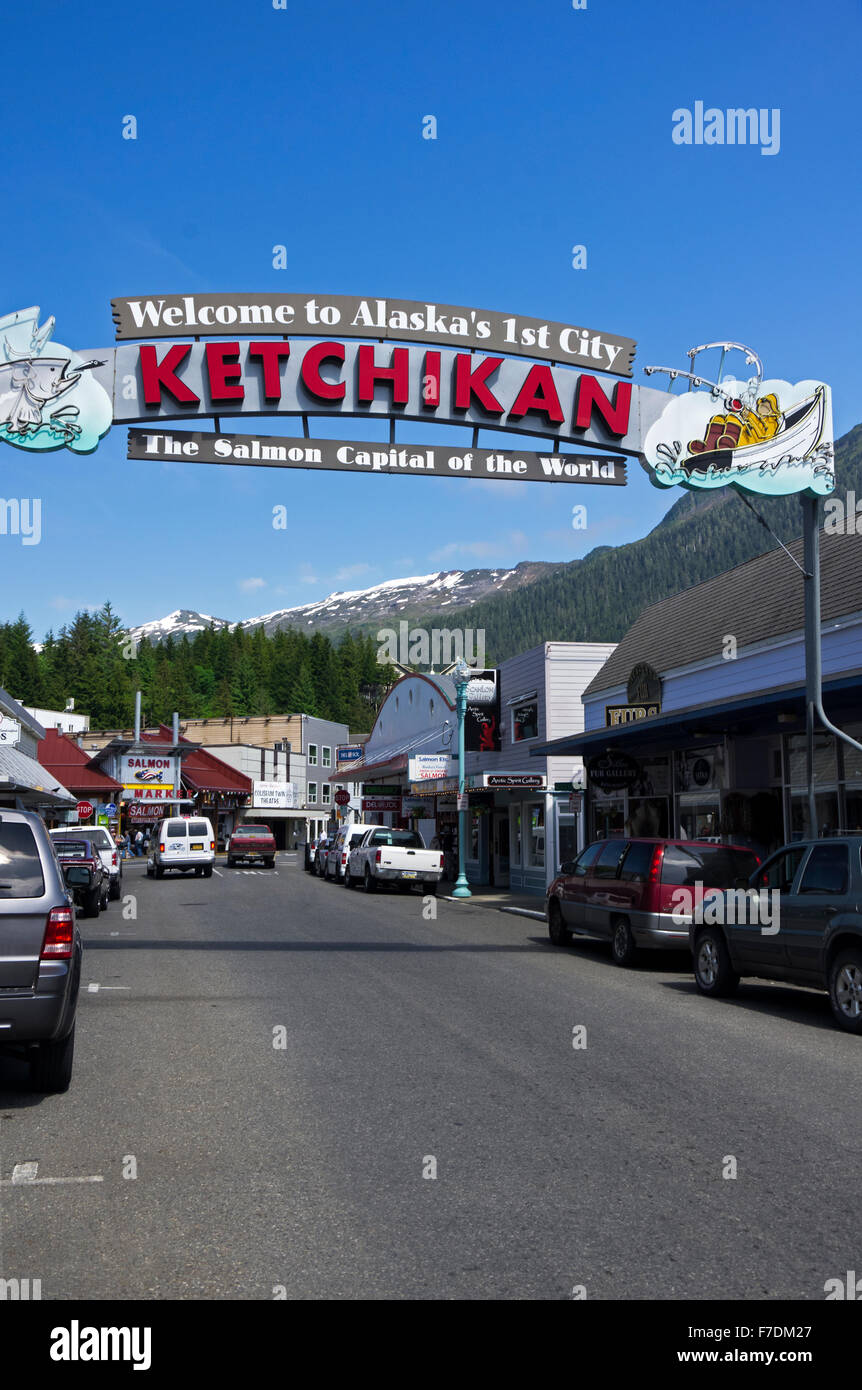 Welcome sign hangs over Mission Street, at Front Street by visitor's ...
