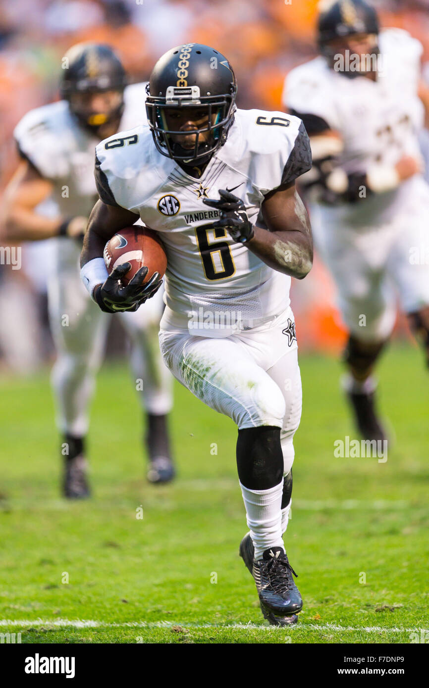 November 28, 2015: Darrius Sims #6 of the Vanderbilt Commodores runs ...