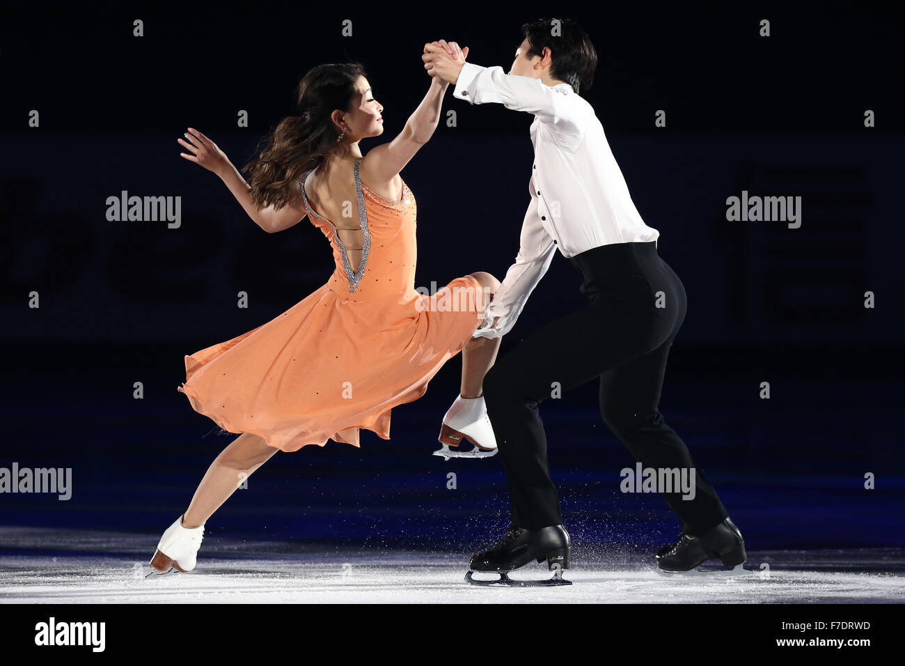 Nagano, Japan. 29th Nov, 2015. Maia Shibutani & Alex Shibutani (USA ...