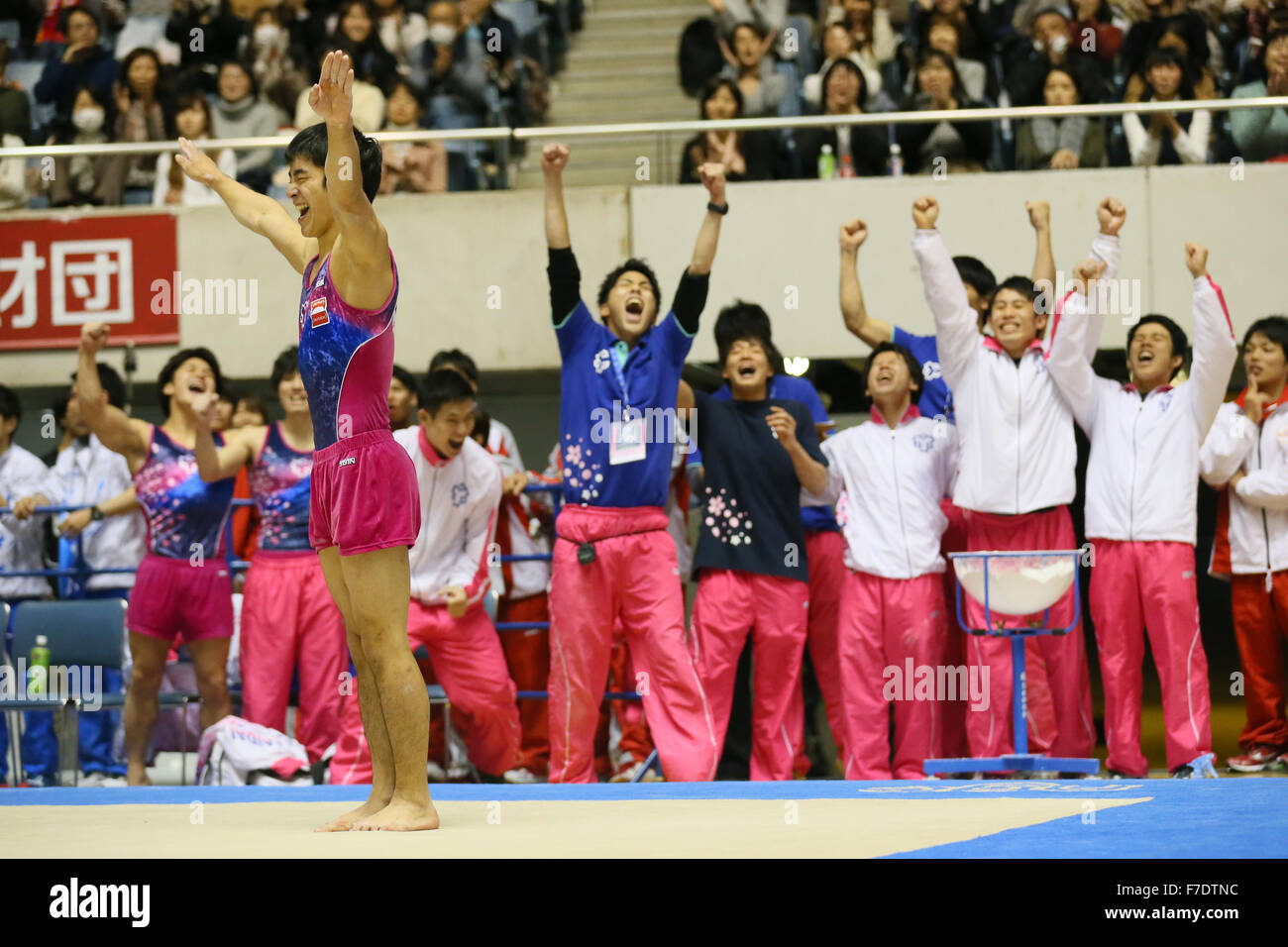 Yoyogi 1st Gymnasium, Tokyo, Japan. 29th Nov, 2015. Kenzo Shirai ...